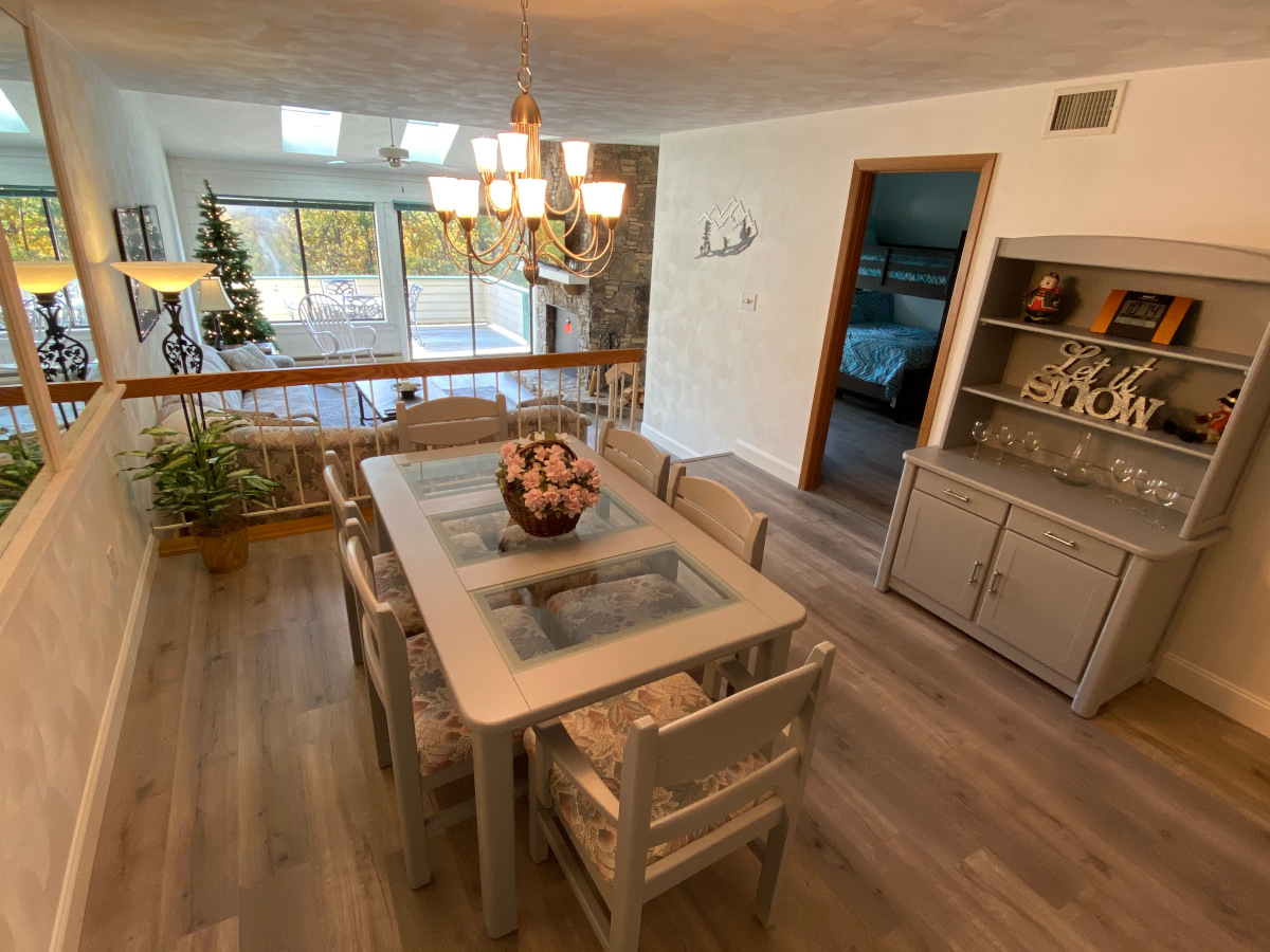 7 Springs Chalet Home Rental